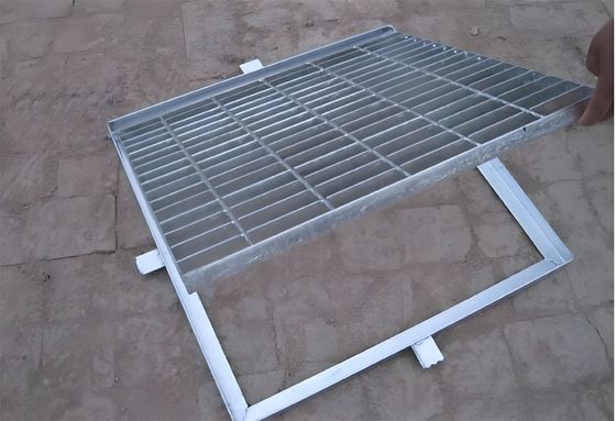 Hot Dipped Galvanized Metal Grating 505 Serrated Bar Safety Walkway ...