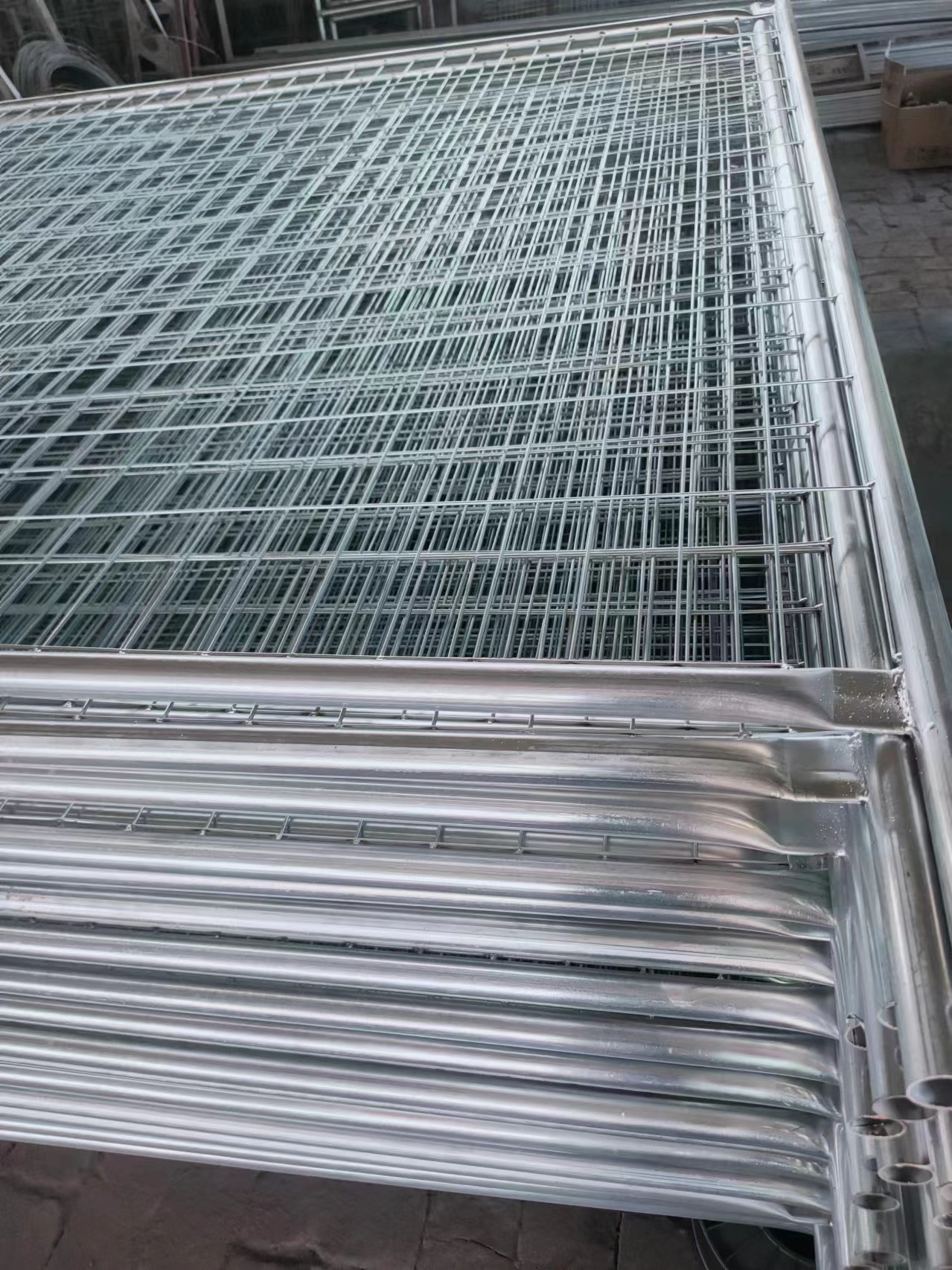 Mobile Portable Temporary Fencing Iron Steel Temporary Security Fencing ...