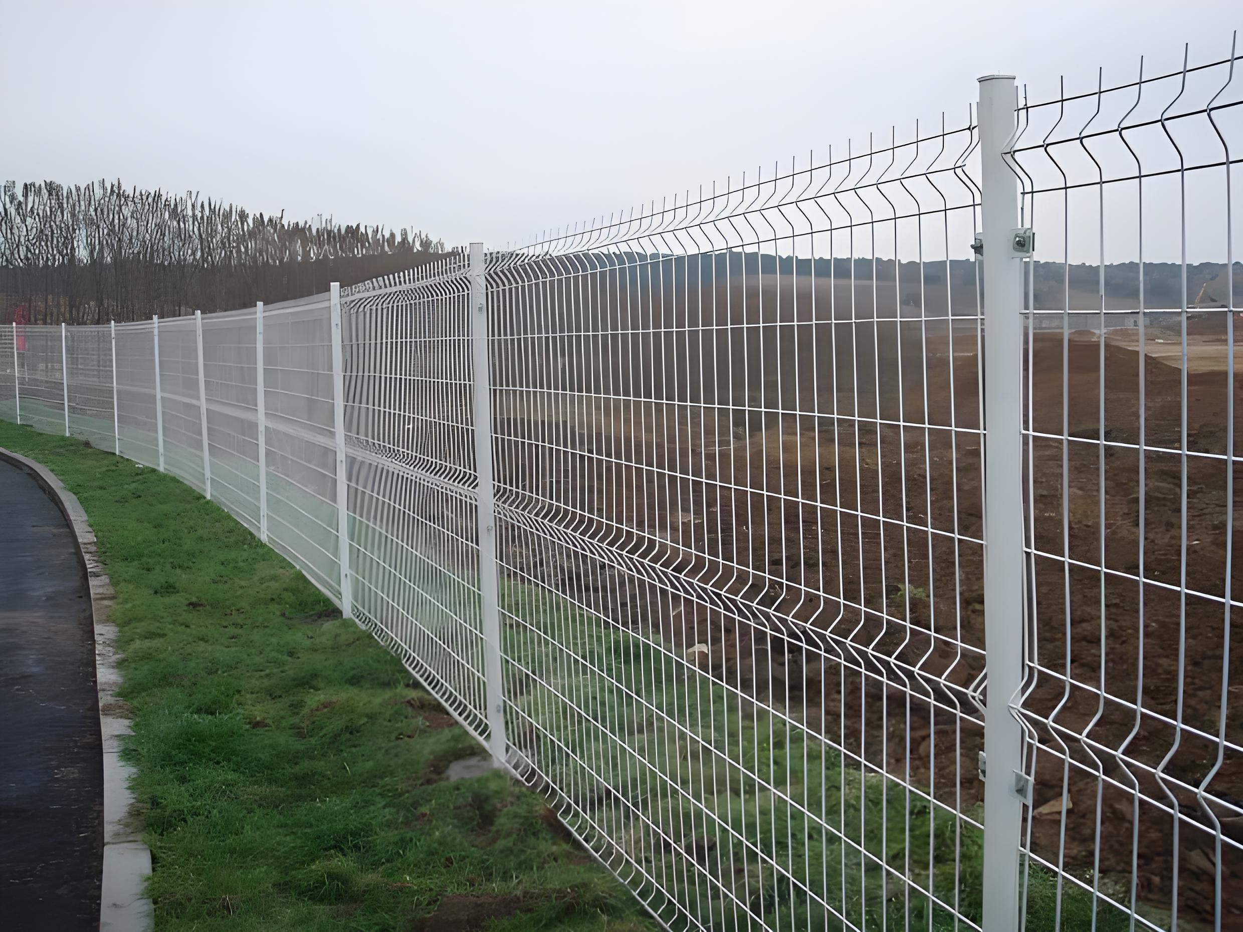 Galvanized Triangle Welded V Mesh Fence - 1500mm Security Fencing