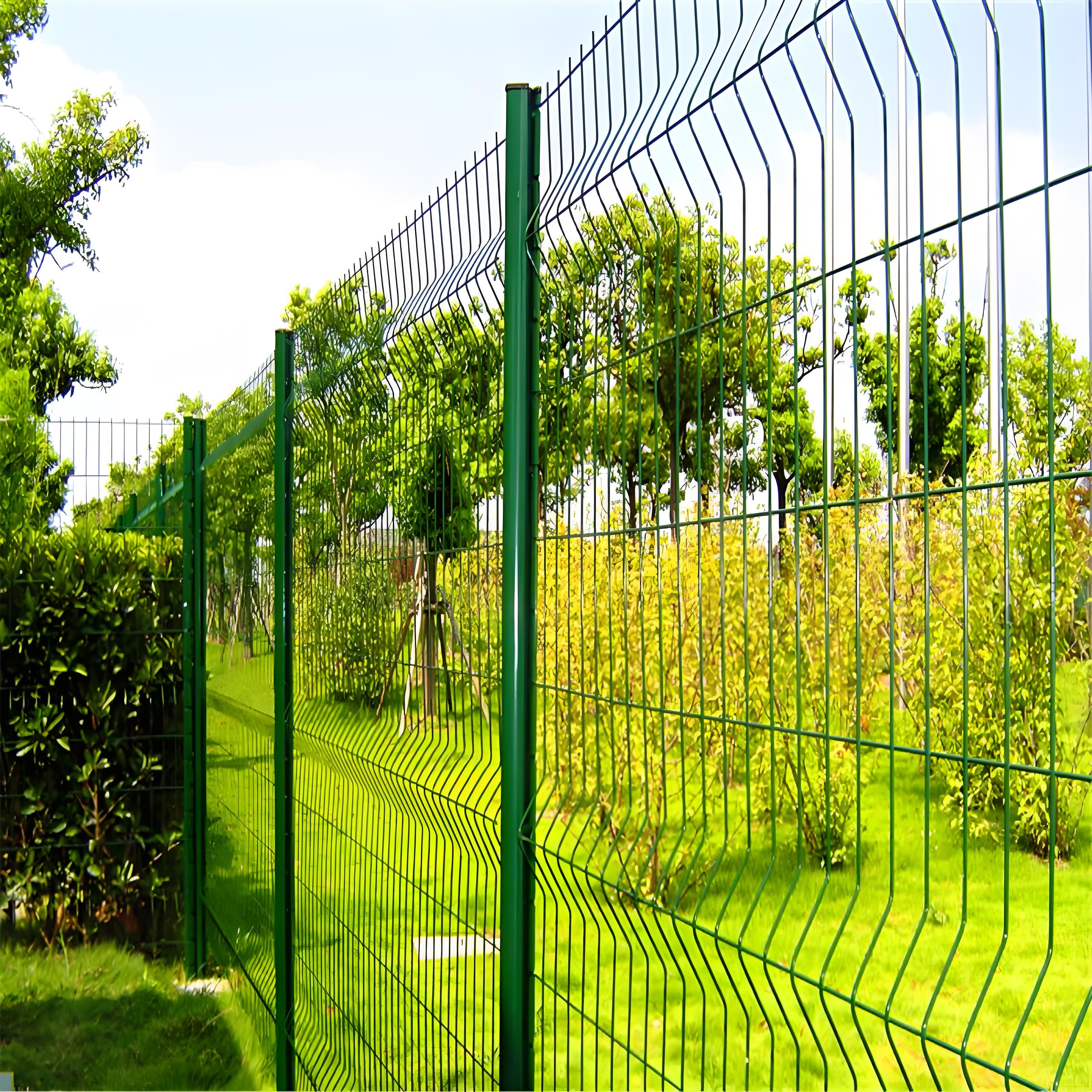 V Mesh PVC Coated Steel Wire Fence for Farm & Garden Security